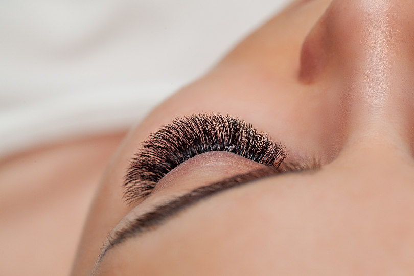 Understanding the Natural Lash Growth Cycle and Its Impact on Lash Ext ...